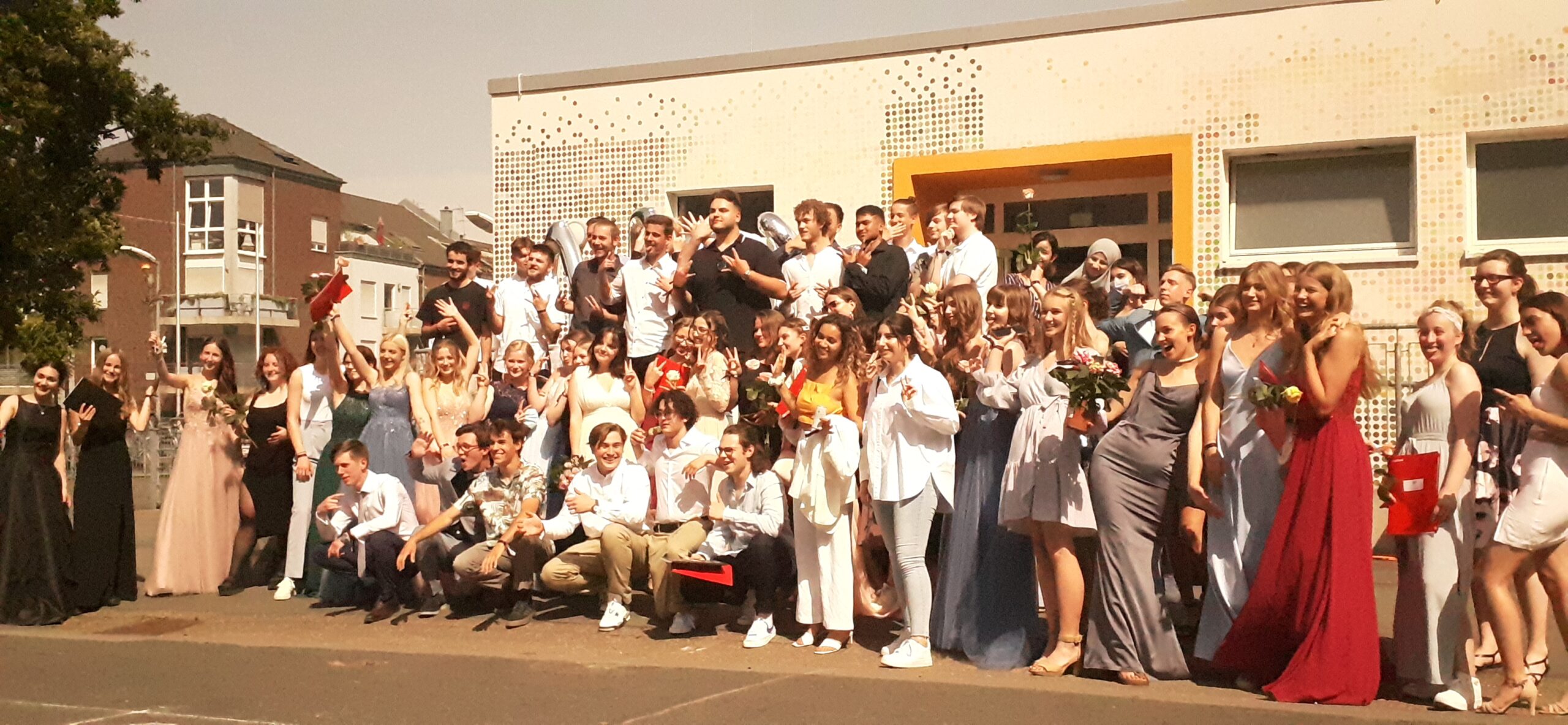 “Da mussten wir eben durch” – Abitur geschafft! – Grafschafter ...